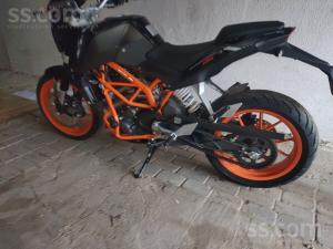 KTM Duke 2016 Ventspils, ar dzinēja tilpumu 0.40 L un nobraukumu 0 tūkst. km par 2750 €, foto  vietnē AUTOMOTO.COM.LV