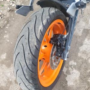 KTM Duke 2016 Bauska, ar dzinēja tilpumu 0.39 L un nobraukumu 0 tūkst. km par 2400 €, foto 5 vietnē AUTOMOTO.COM.LV