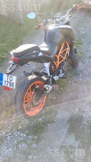 KTM Duke 2016 in Bauska, with an engine capacity of 0.39 L and mileage of 0 thousand km for 2350 €, photo 4 on AUTOMOTO.COM.LV
