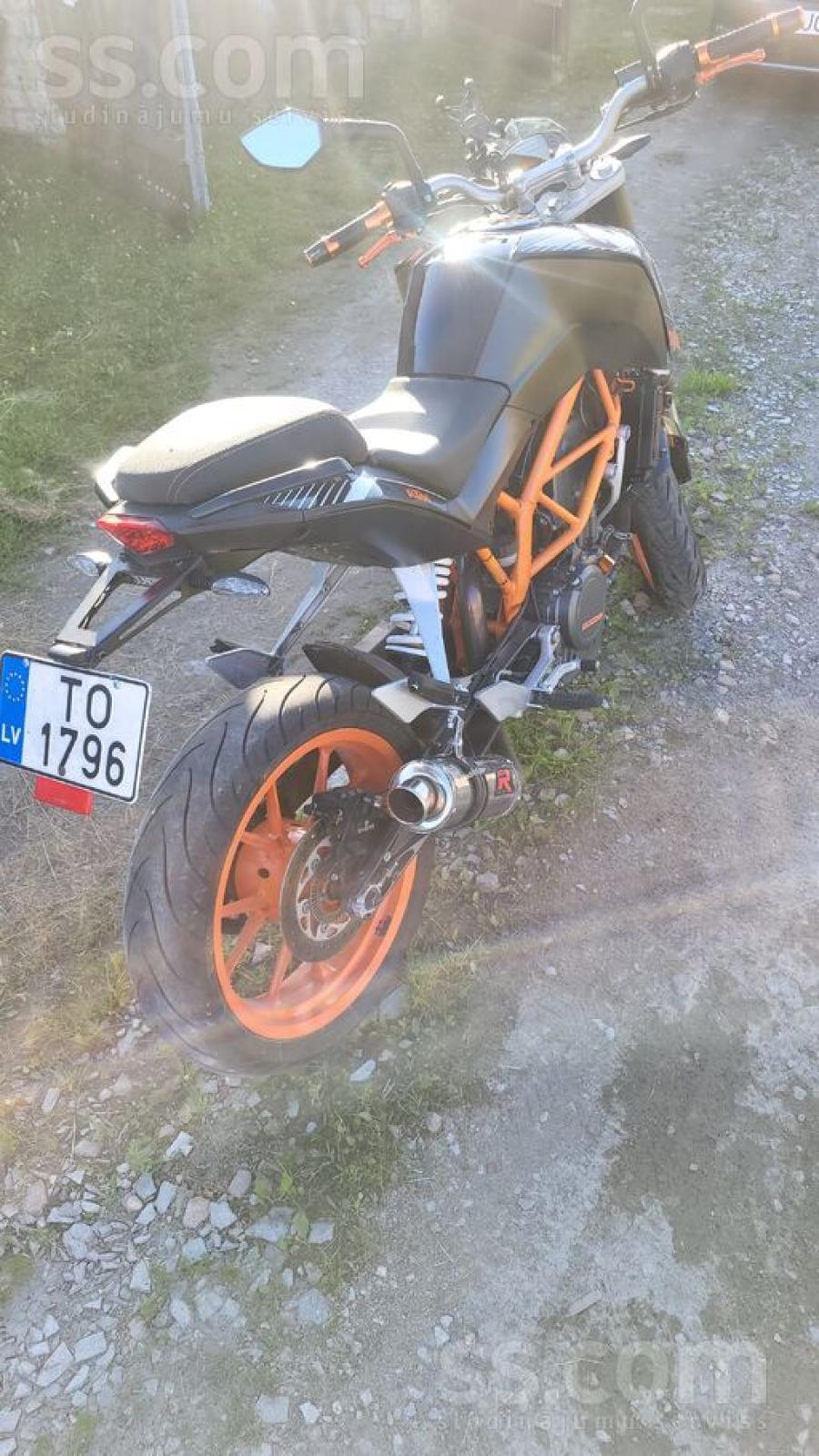 KTM Duke 2016 in Bauska, with an engine capacity of 0.39 L and mileage of 0 thousand km for 2350 €, photo 4 on AUTOMOTO.COM.LV
