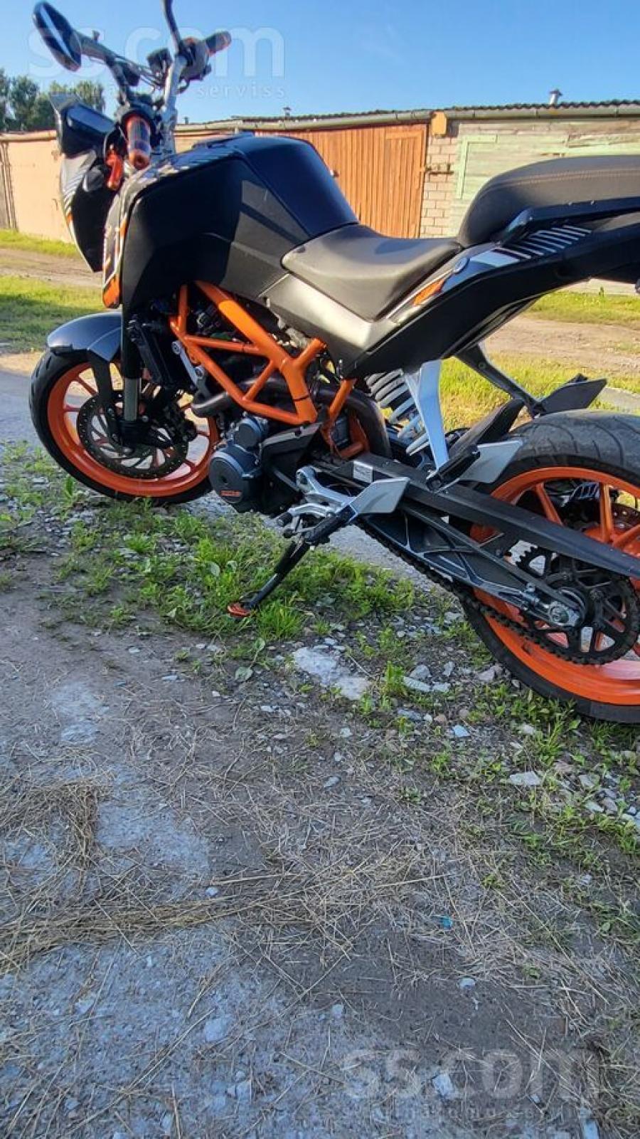 KTM Duke 2016 in Bauska, with an engine capacity of 0.39 L and mileage of 0 thousand km for 2350 €, photo 5 on AUTOMOTO.COM.LV
