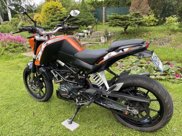 KTM Duke 2016 in Visaginas, with an engine capacity of 0.13 L and mileage of 22 thousand km for 2000 €, photo 2 on AUTOMOTO.COM.LV