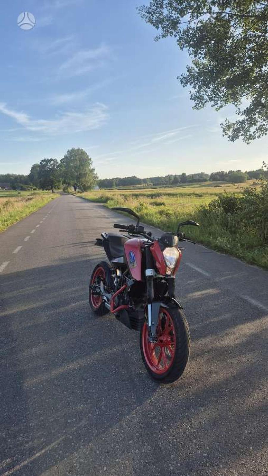KTM Duke 2016 Utena, ar dzinēja tilpumu 0.13 L un nobraukumu 43 tūkst. km par 1650 €, foto 1 vietnē AUTOMOTO.COM.LV