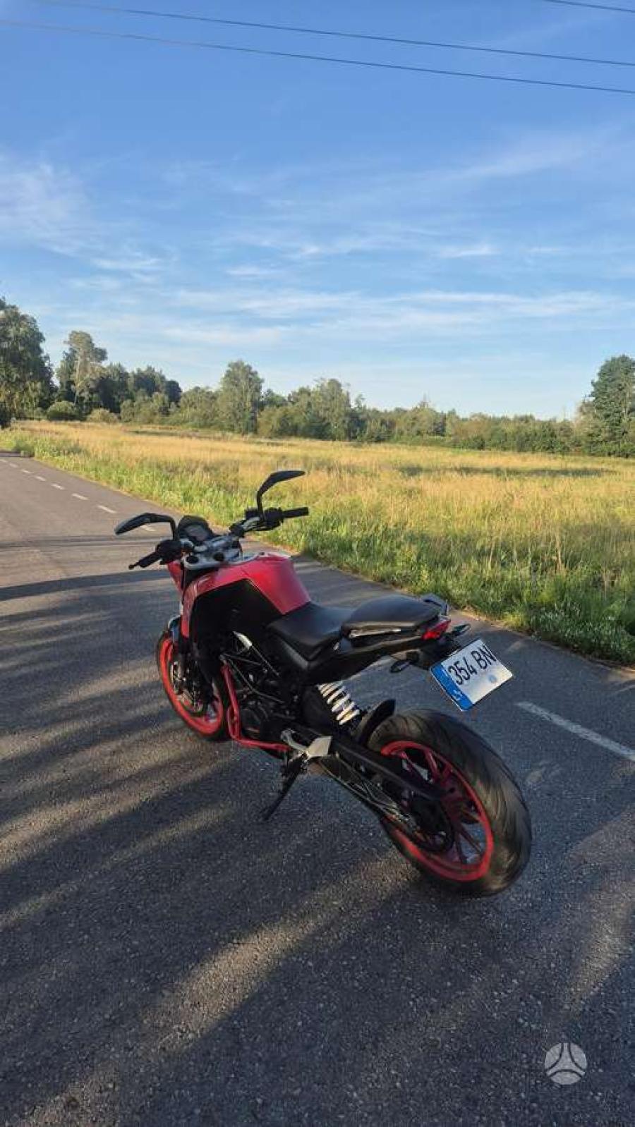 KTM Duke 2016 Utena, ar dzinēja tilpumu 0.13 L un nobraukumu 43 tūkst. km par 1650 €, foto 5 vietnē AUTOMOTO.COM.LV