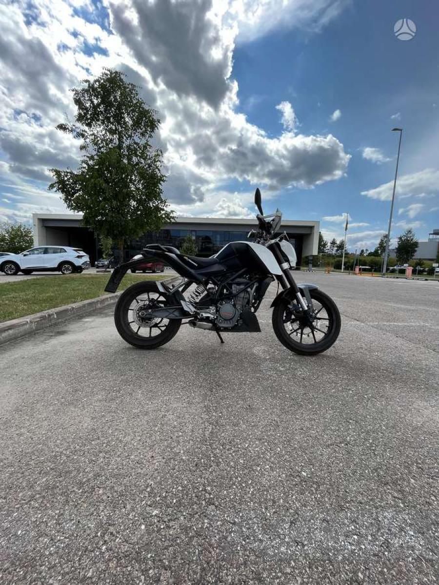 KTM Duke 2016 in Vilnius, with an engine capacity of 0.13 L and mileage of 42 thousand km for 2100 €, photo 6 on AUTOMOTO.COM.LV