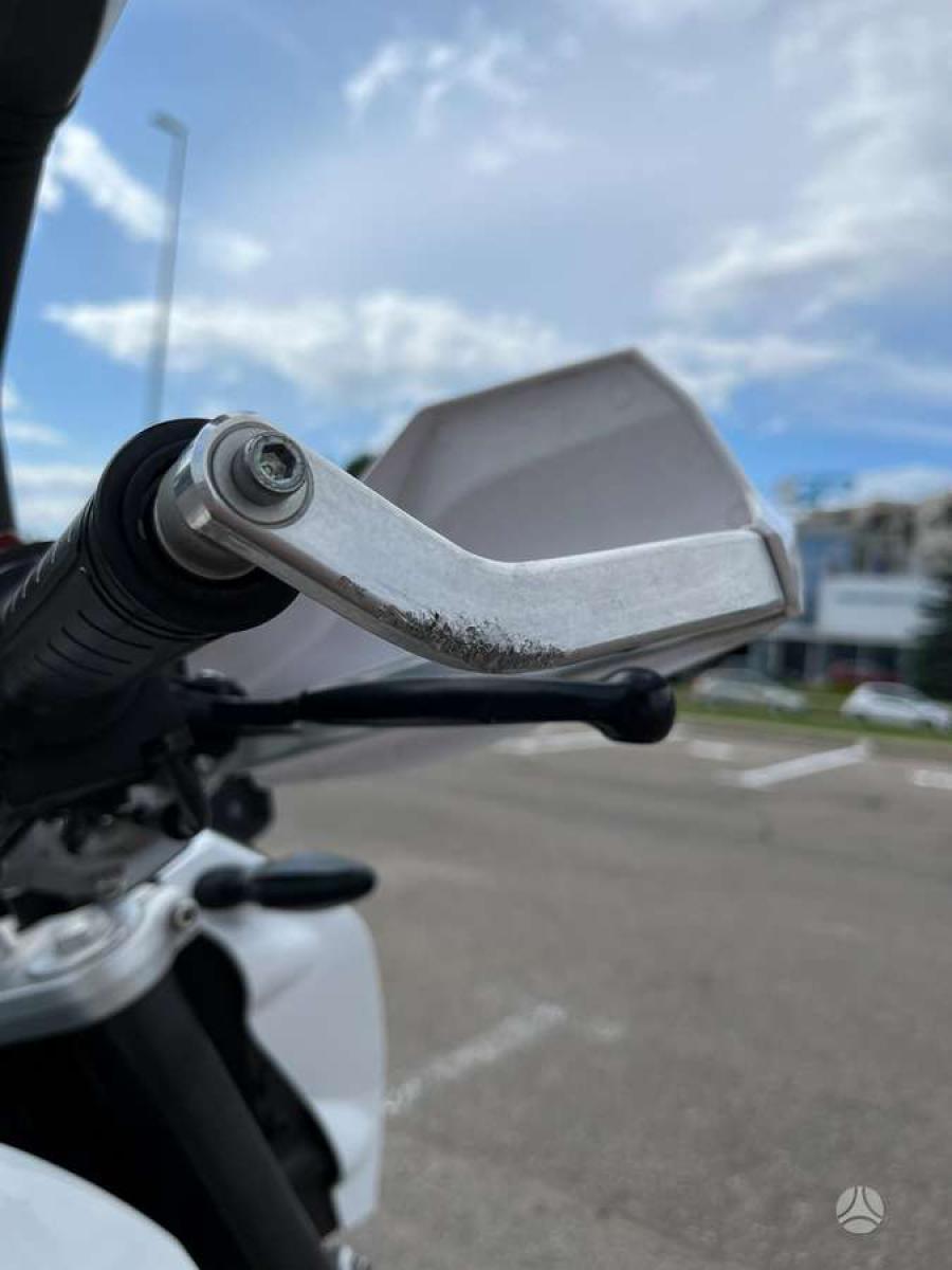 KTM Duke 2016 in Vilnius, with an engine capacity of 0.13 L and mileage of 42 thousand km for 2100 €, photo 11 on AUTOMOTO.COM.LV