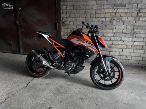 KTM Duke 2017 Viļņa, ar dzinēja tilpumu 0.13 L un nobraukumu 0 tūkst. km par 2590 €, foto 2 vietnē AUTOMOTO.COM.LV