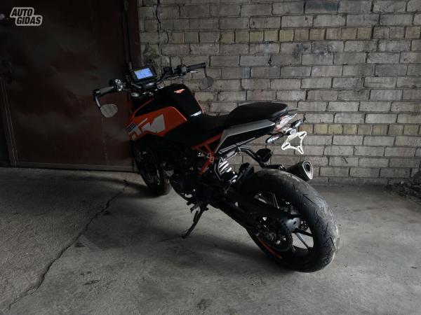KTM Duke 2017 Viļņa, ar dzinēja tilpumu 0.13 L un nobraukumu 0 tūkst. km par 2590 €, foto 5 vietnē AUTOMOTO.COM.LV