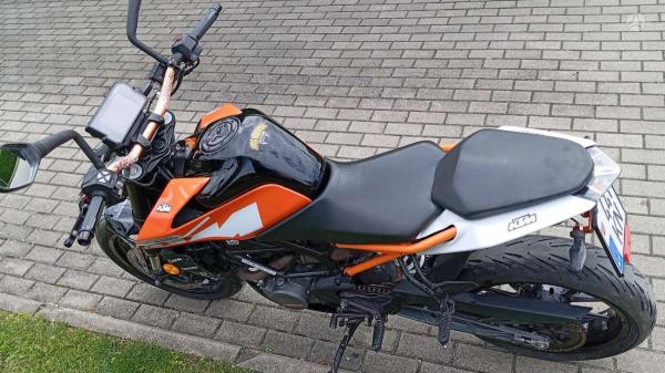 KTM Duke 2017 in Panevezys, with an engine capacity of 0.13 L and mileage of 27 thousand km for 2550 €, photo 5 on AUTOMOTO.COM.LV