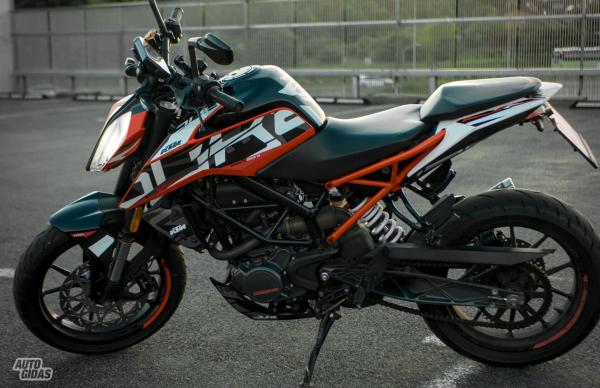 KTM Duke 2017 in Vilnius, with an engine capacity of 0.13 L and mileage of 23 thousand km for 2550 €, photo 3 on AUTOMOTO.COM.LV
