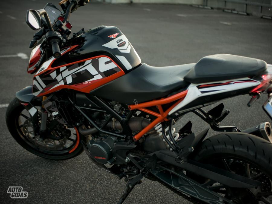 KTM Duke 2017 Viļņa, ar dzinēja tilpumu 0.13 L un nobraukumu 23 tūkst. km par 2550 €, foto 5 vietnē AUTOMOTO.COM.LV
