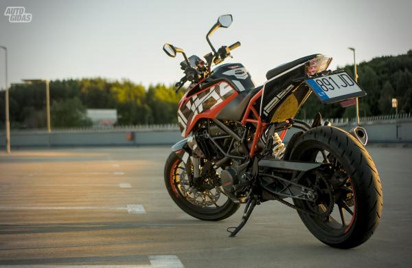 KTM Duke 2017 in Vilnius, with an engine capacity of 0.13 L and mileage of 23 thousand km for 2550 €, photo 9 on AUTOMOTO.COM.LV