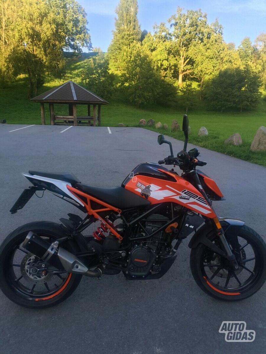 KTM Duke 2017 in Silale, with an engine capacity of 0.13 L and mileage of 25 thousand km for 2350 €, photo 3 on AUTOMOTO.COM.LV