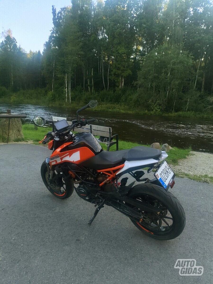 KTM Duke 2017 in Silale, with an engine capacity of 0.13 L and mileage of 25 thousand km for 2350 €, photo 5 on AUTOMOTO.COM.LV