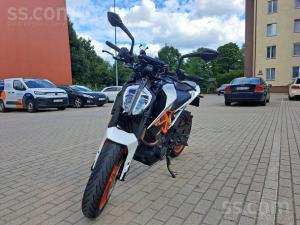 KTM Duke 2018 Rīga, ar dzinēja tilpumu 0.39 L un nobraukumu 0 tūkst. km par 2250 €, foto 2 vietnē AUTOMOTO.COM.LV