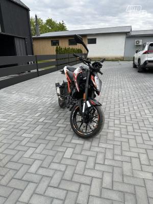 KTM Duke 2018 in Alytus, with an engine capacity of 0.13 L and mileage of 21 thousand km for 2600 €, photo 7 on AUTOMOTO.COM.LV