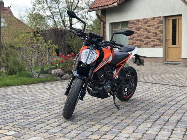 KTM Duke 2018 Cēsis, ar dzinēja tilpumu 0.13 L un nobraukumu 0 tūkst. km par 2990 €, foto 6 vietnē AUTOMOTO.COM.LV
