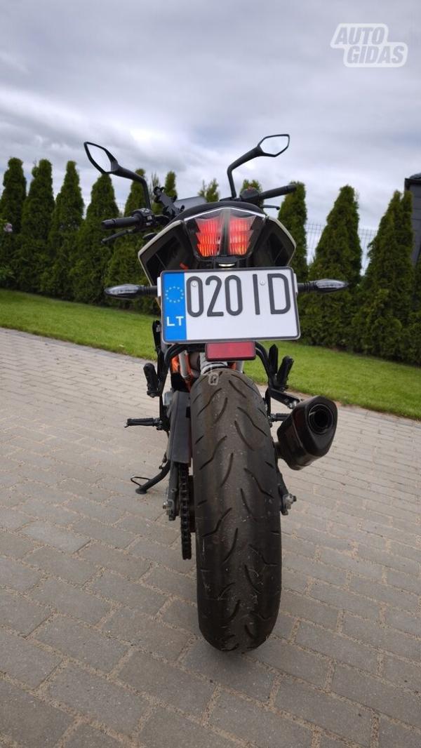 KTM Duke 2018 in Vilnius, with an engine capacity of 0.37 L and mileage of 17 thousand km for 3900 €, photo 5 on AUTOMOTO.COM.LV