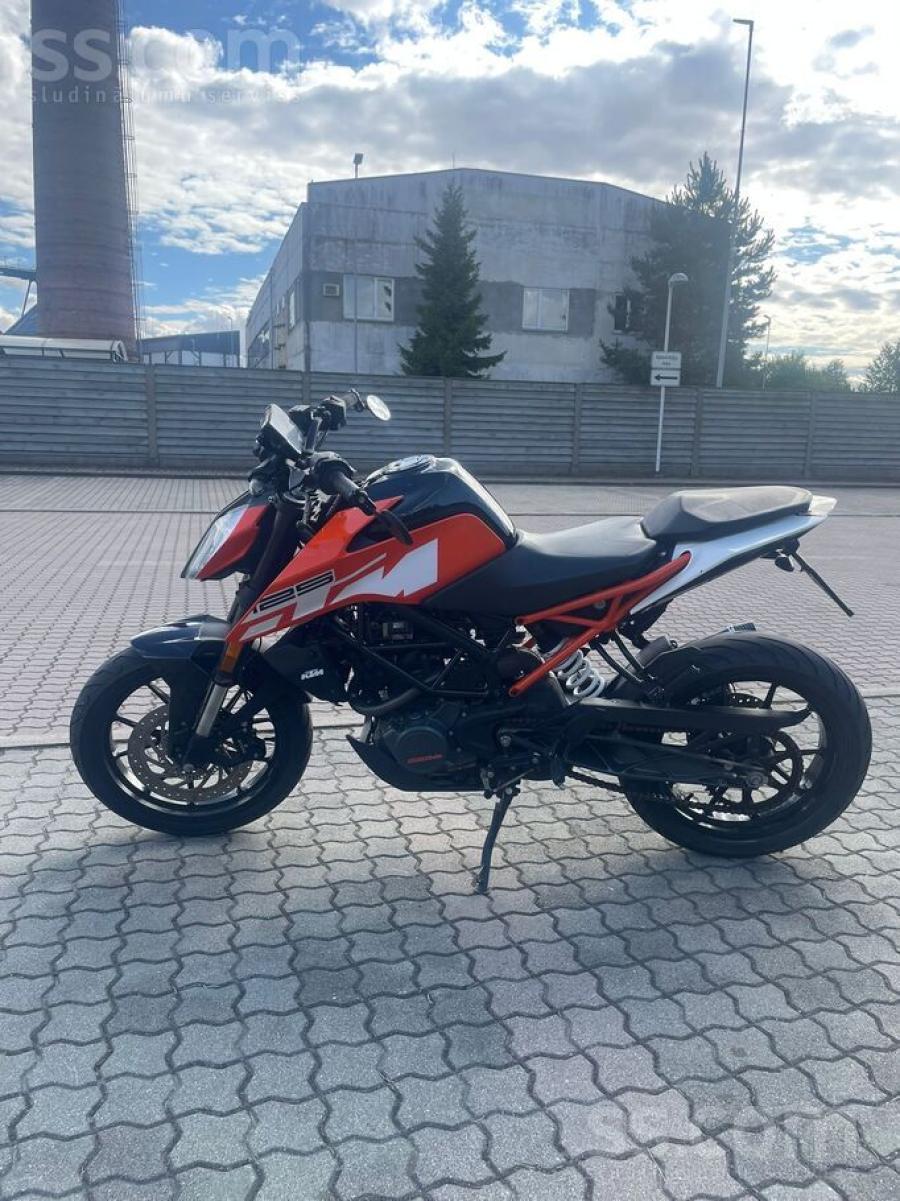 KTM Duke 2018 Jelgava, ar dzinēja tilpumu 0.13 L un nobraukumu 0 tūkst. km par 2700 €, foto 4 vietnē AUTOMOTO.COM.LV