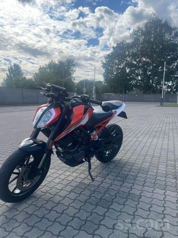 KTM Duke 2018 in Jelgava, with an engine capacity of 0.13 L and mileage of 0 thousand km for 2700 €, photo 4 on AUTOMOTO.COM.LV