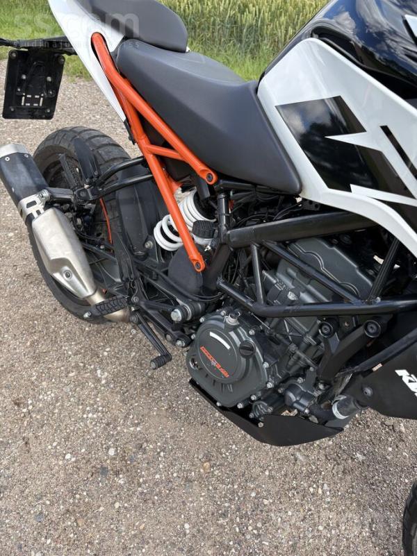 KTM Duke 2018 Jelgava, ar dzinēja tilpumu 0.13 L un nobraukumu 0 tūkst. km par 2600 €, foto 3 vietnē AUTOMOTO.COM.LV