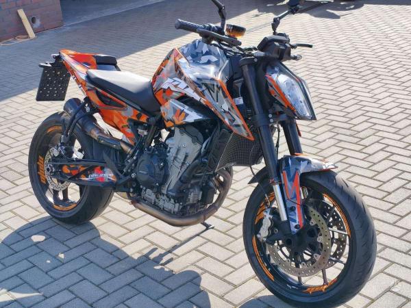KTM Duke 2018 in Alytus, with an engine capacity of 0.79 L and mileage of 21 thousand km for 4900 €, photo 4 on AUTOMOTO.COM.LV