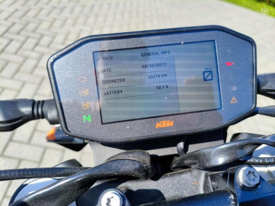 KTM Duke 2018 Alīta, ar dzinēja tilpumu 0.79 L un nobraukumu 21 tūkst. km par 4900 €, foto 9 vietnē AUTOMOTO.COM.LV