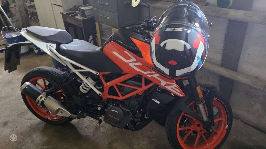 KTM Duke 2018 in Panevezys, with an engine capacity of 0.39 L and mileage of 5 thousand km for 3950 €, photo 6 on AUTOMOTO.COM.LV