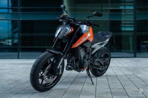 KTM Duke 2018 in Vilnius, with an engine capacity of 0.80 L and mileage of 17 thousand km for 5300 €, photo 4 on AUTOMOTO.COM.LV