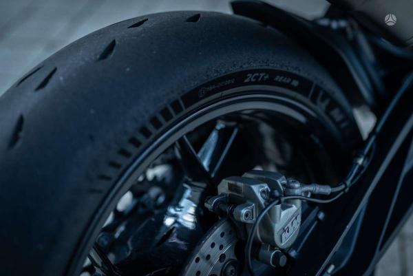 KTM Duke 2018 Viļņa, ar dzinēja tilpumu 0.80 L un nobraukumu 17 tūkst. km par 5300 €, foto 9 vietnē AUTOMOTO.COM.LV