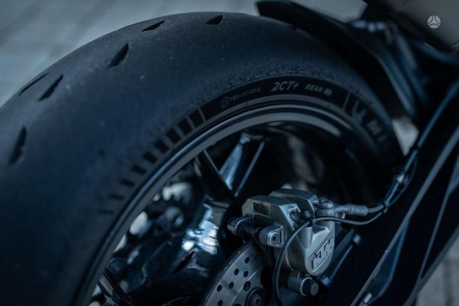 KTM Duke 2018 in Vilnius, with an engine capacity of 0.80 L and mileage of 17 thousand km for 5300 €, photo 10 on AUTOMOTO.COM.LV