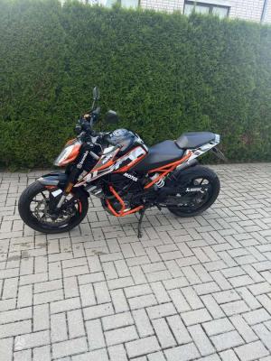 KTM Duke 2018 Kauņa, ar dzinēja tilpumu 0.13 L un nobraukumu 32 tūkst. km par 2500 €, foto 4 vietnē AUTOMOTO.COM.LV