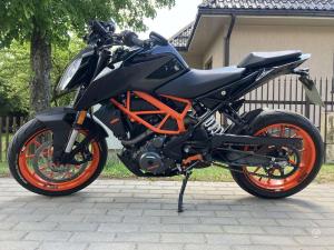 KTM Duke 2018 Šakiai, ar dzinēja tilpumu 0.37 L un nobraukumu 20 tūkst. km par 3250 €, foto 6 vietnē AUTOMOTO.COM.LV