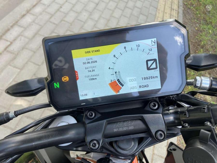 KTM Duke 2018 Šakiai, ar dzinēja tilpumu 0.37 L un nobraukumu 20 tūkst. km par 3250 €, foto 8 vietnē AUTOMOTO.COM.LV