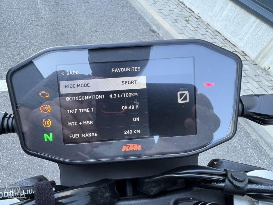 KTM Duke 2018 in Kaunas, with an engine capacity of 0.79 L and mileage of 22 thousand km for 4850 €, photo 10 on AUTOMOTO.COM.LV