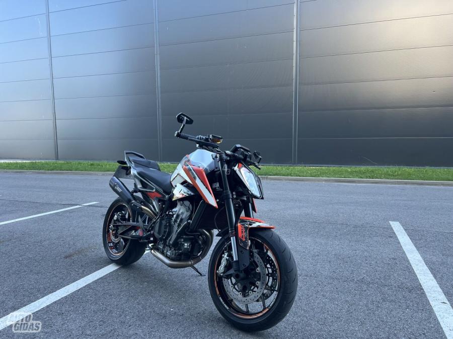 KTM Duke 2018 in Kaunas, with an engine capacity of 0.79 L and mileage of 22 thousand km for 4850 €, photo 4 on AUTOMOTO.COM.LV