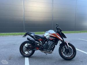 KTM Duke 2018 in Kaunas, with an engine capacity of 0.79 L and mileage of 22 thousand km for 4850 €, photo 7 on AUTOMOTO.COM.LV