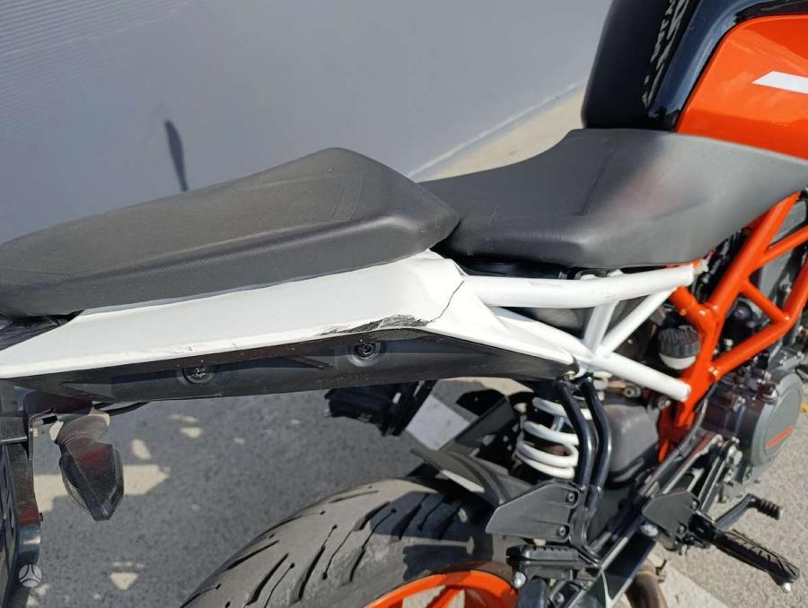 KTM Duke 2019 in Siauliai, with an engine capacity of 0.39 L and mileage of 32 thousand km for 2500 €, photo 8 on AUTOMOTO.COM.LV