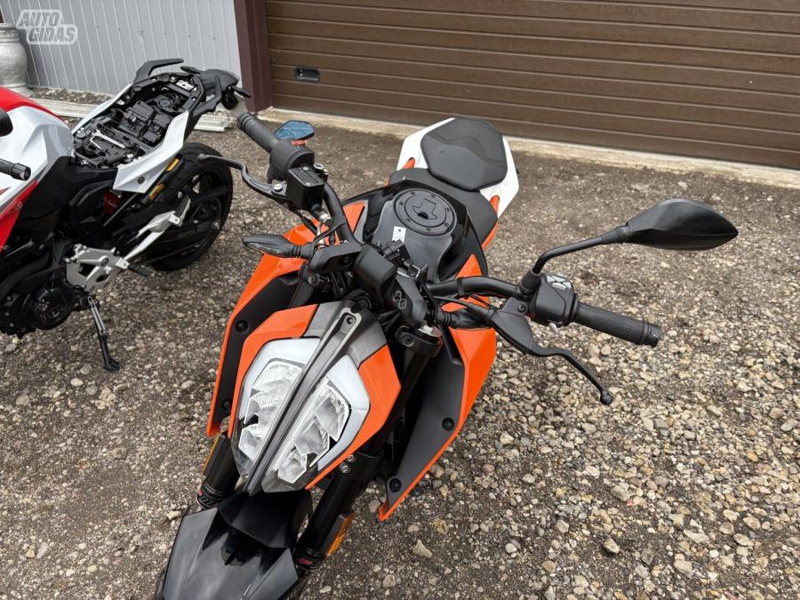 KTM Duke 2019 Kelmė, ar dzinēja tilpumu 0.13 L un nobraukumu 25 tūkst. km par 1230 €, foto 8 vietnē AUTOMOTO.COM.LV
