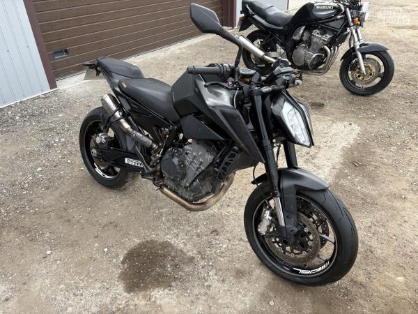 KTM Duke 2019 in Kelme, with an engine capacity of 0.79 L and mileage of 40 thousand km for 3330 €, photo 1 on AUTOMOTO.COM.LV