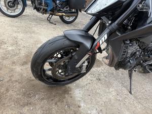 KTM Duke 2019 Kelmė, ar dzinēja tilpumu 0.79 L un nobraukumu 40 tūkst. km par 3330 €, foto 9 vietnē AUTOMOTO.COM.LV