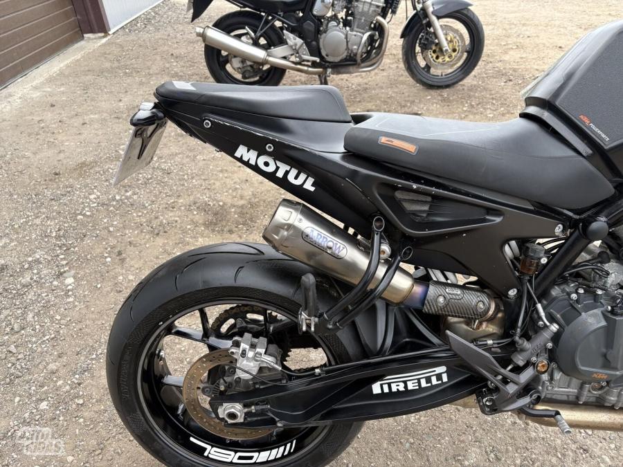 KTM Duke 2019 Kelmė, ar dzinēja tilpumu 0.79 L un nobraukumu 40 tūkst. km par 3330 €, foto 14 vietnē AUTOMOTO.COM.LV