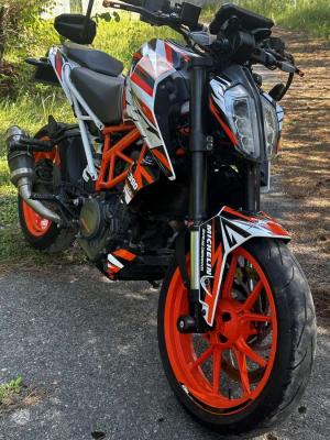 KTM Duke 2019 Kuršėnai, ar dzinēja tilpumu 0.39 L un nobraukumu 36 tūkst. km par 2550 €, foto 12 vietnē AUTOMOTO.COM.LV