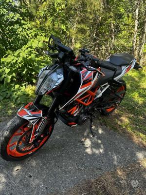 KTM Duke 2019 Kuršėnai, ar dzinēja tilpumu 0.39 L un nobraukumu 36 tūkst. km par 2550 €, foto 13 vietnē AUTOMOTO.COM.LV