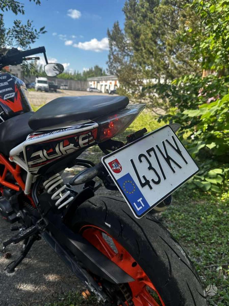 KTM Duke 2019 Kuršėnai, ar dzinēja tilpumu 0.39 L un nobraukumu 36 tūkst. km par 2550 €, foto 16 vietnē AUTOMOTO.COM.LV