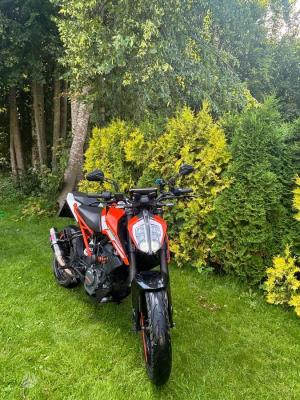 KTM Duke 2019 Mažeikiai, ar dzinēja tilpumu 0.13 L un nobraukumu 31 tūkst. km par 2150 €, foto  vietnē AUTOMOTO.COM.LV