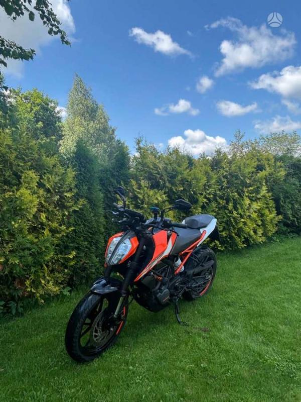 KTM Duke 2019 in Mazeikiai, with an engine capacity of 0.13 L and mileage of 31 thousand km for 2150 €, photo 6 on AUTOMOTO.COM.LV