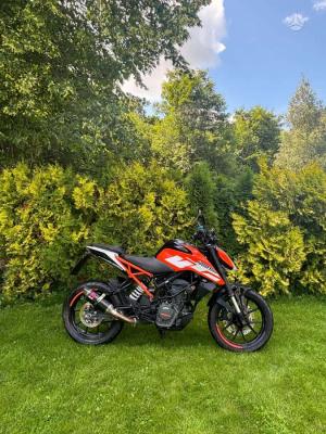 KTM Duke 2019 in Mazeikiai, with an engine capacity of 0.13 L and mileage of 31 thousand km for 2150 €, photo 5 on AUTOMOTO.COM.LV