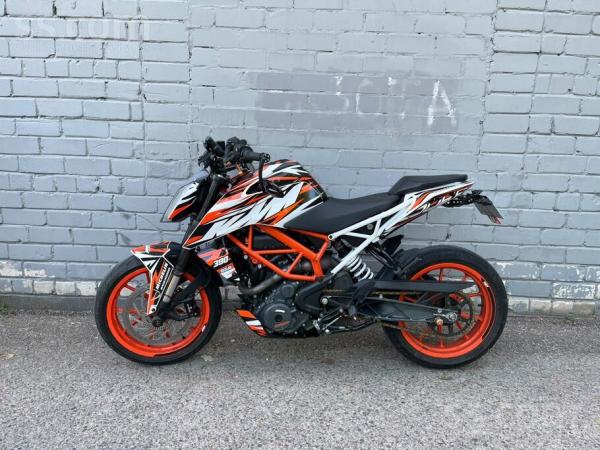 KTM Duke 2019 Kuldīga, ar dzinēja tilpumu 0.39 L un nobraukumu 0 tūkst. km par 3499 €, foto 2 vietnē AUTOMOTO.COM.LV