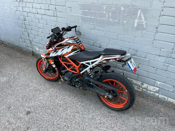KTM Duke 2019 Kuldīga, ar dzinēja tilpumu 0.39 L un nobraukumu 0 tūkst. km par 3499 €, foto 3 vietnē AUTOMOTO.COM.LV